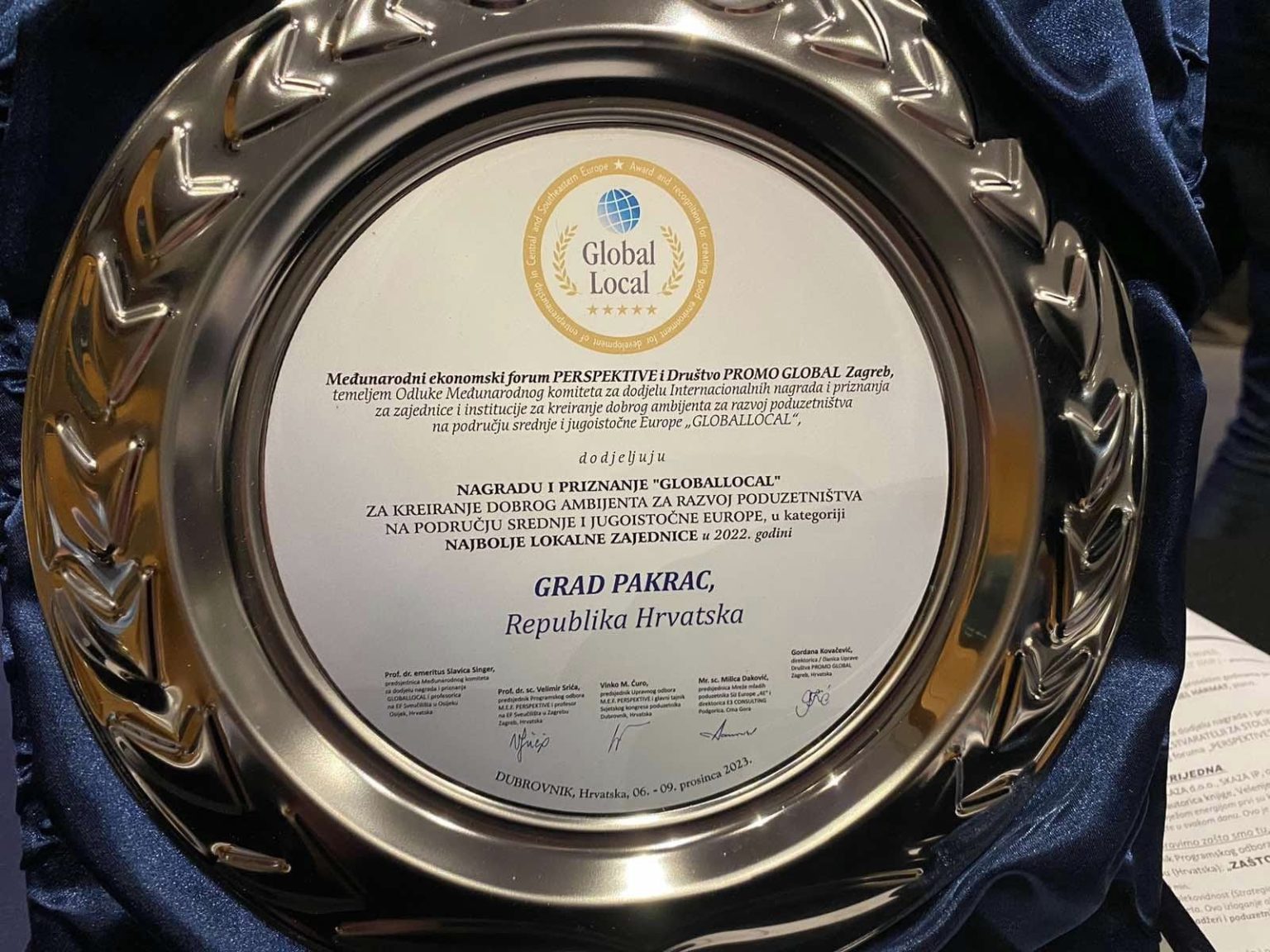 Grad Pakrac dobitnik nagrade za razvoj poduzetništva „GLOBALLOCAL ...