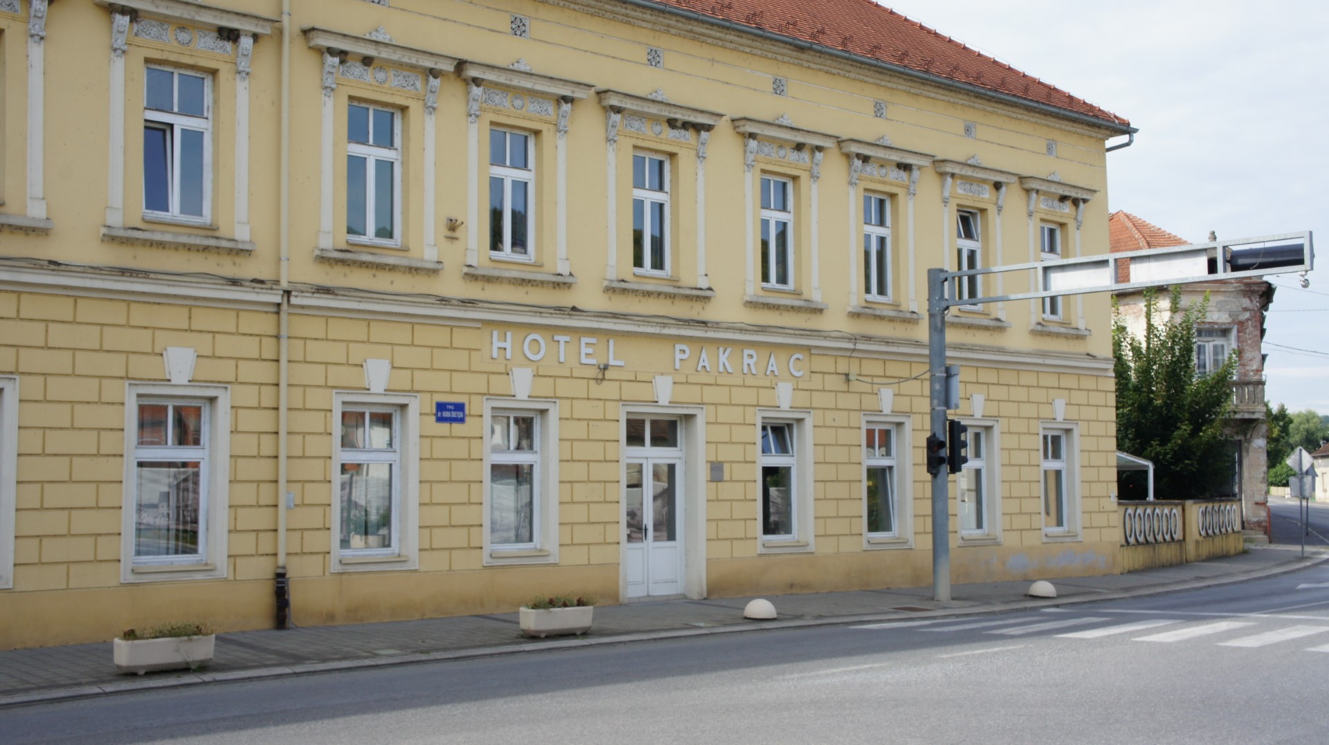 HOTEL PAKRAC IMA NOVE VLASNIKE Uskoro i službeno otvorenje - Grad Pakrac